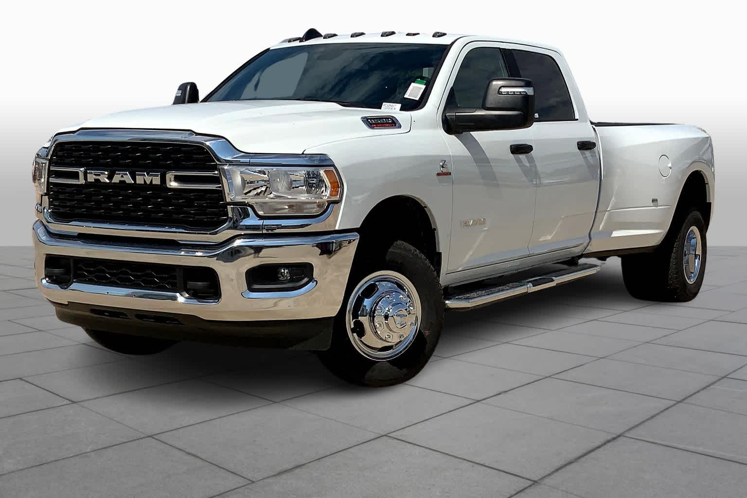 New 2024 RAM 3500 Big Horn Crew Cab in Oklahoma City #RG326407 | Bob Howard Chrysler Dodge Jeep RAM