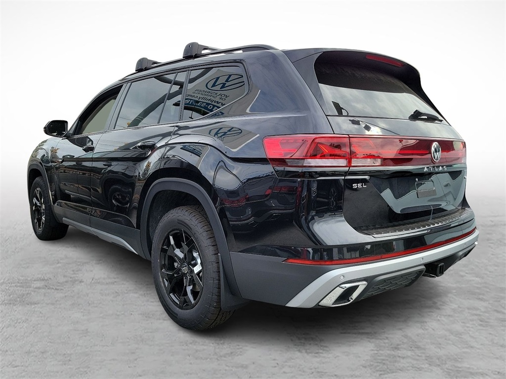 New 2024 Volkswagen Atlas 2.0T Peak Edition SEL 4D Sport Utility in ...