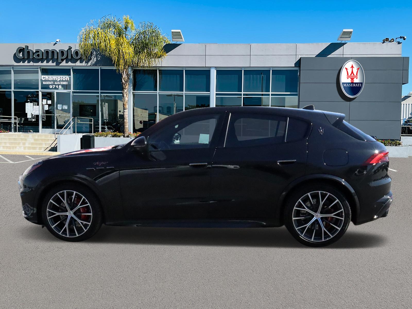 New 2023 Maserati Grecale Trofeo SUV in Downey #M092 | Champion Maserati