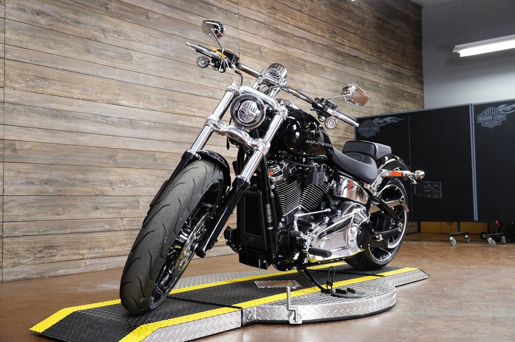 New 2025 Harley-Davidson® FXBR – Breakout® for sale in Alton, IL | Ted ...