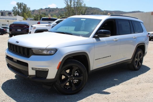 New 2025 Jeep Grand Cherokee L Limited Utility in Thousand Oaks #50444 | Shaver Chrysler Dodge ...
