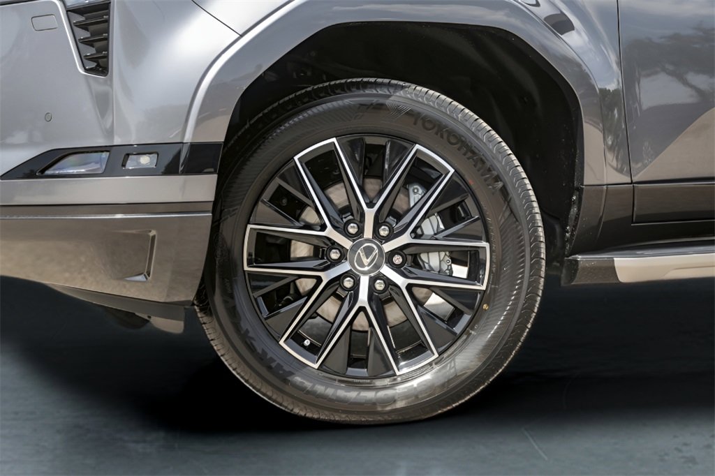 Used 2025 Lexus GX 550 Premium+ in Hutto #PB10446 | Covert Ford of Hutto