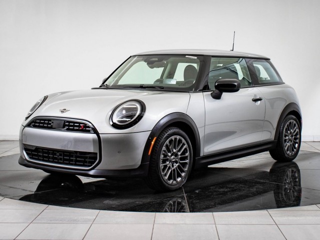 Pre-Owned 2025 MINI Cooper S Signature Plus Hatchback in Wichita ...