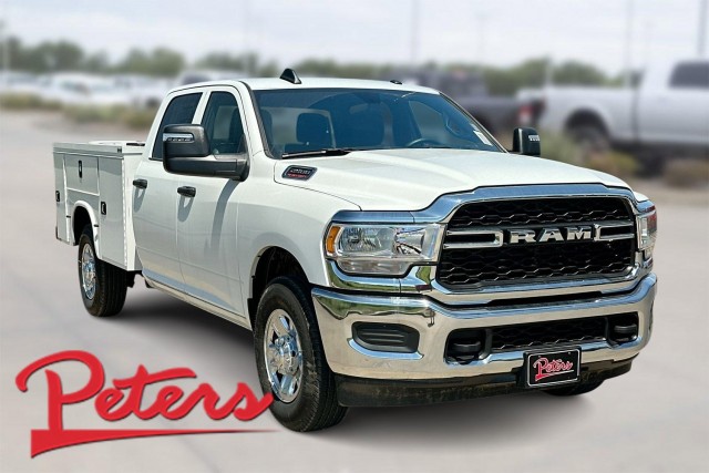 New 2024 Ram 2500 Tradesman Crew Cab in Longview #24D599 | Peters Elite ...