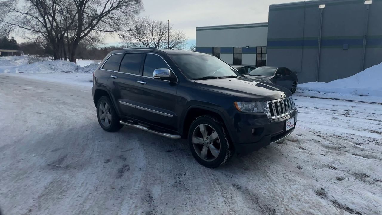 Used 2012 Jeep Grand Cherokee OVERLAND 4D SUV in Crystal | CarHop
