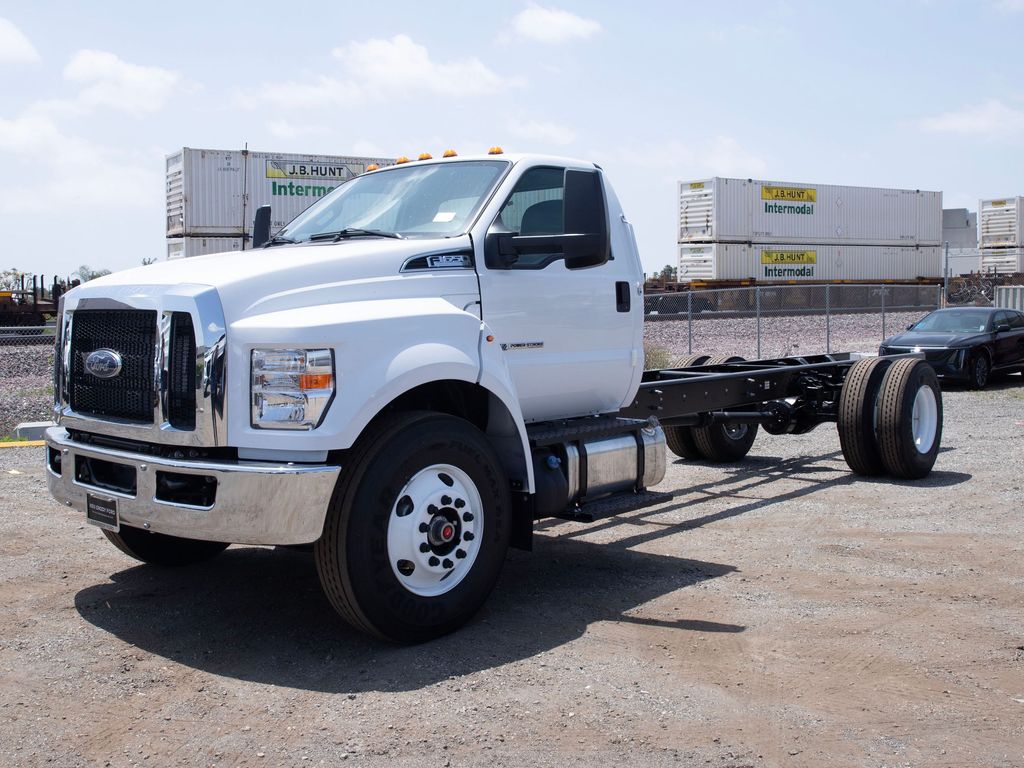 New 2025 Ford F-650-750 F-650 SD Diesel Straight Frame Regular Cab in Buena Park #B250011 | Ken ...
