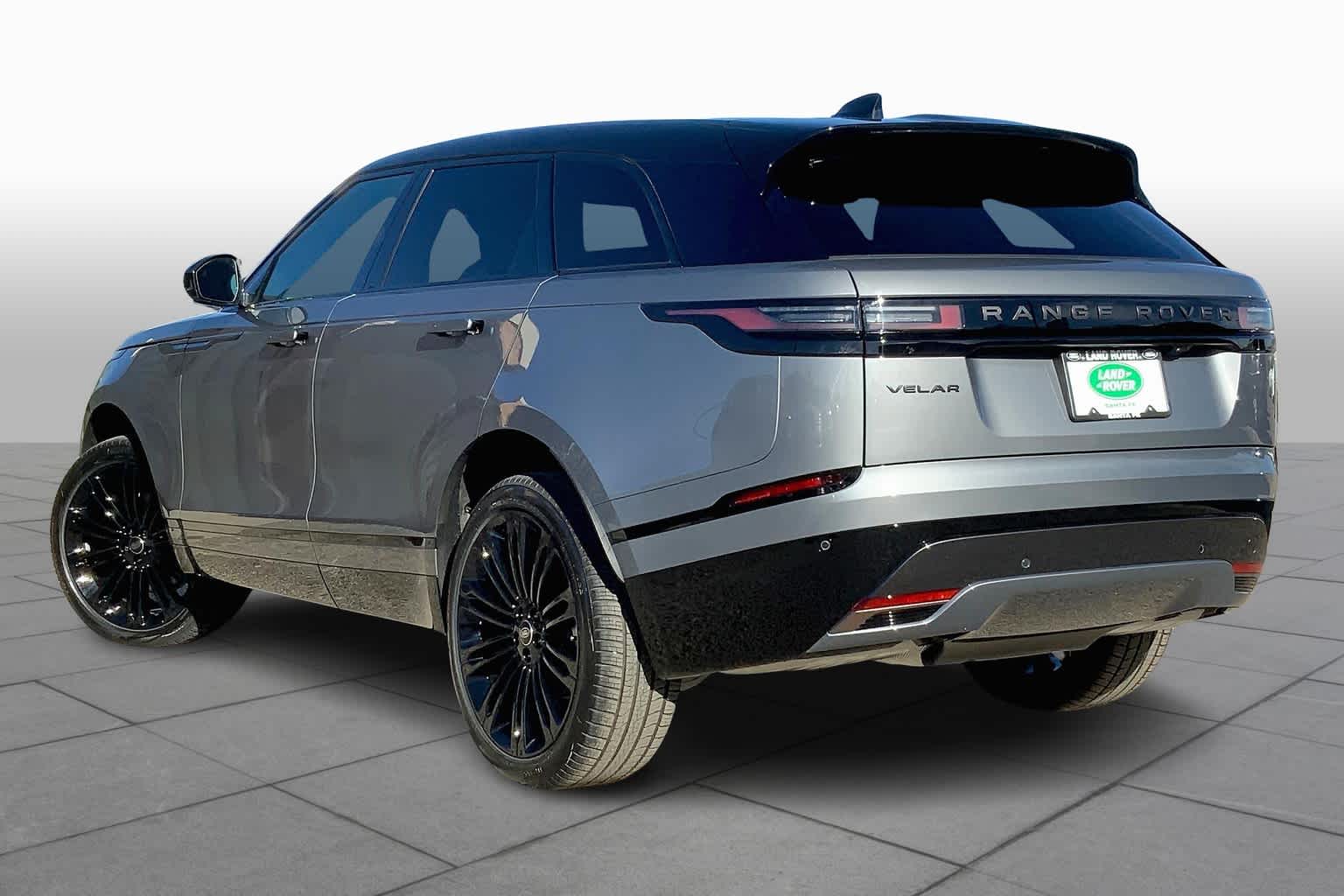 New 2025 Land Rover Range Rover Velar Dynamic HSE Sport Utility in ...