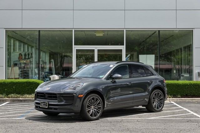 Certified Pre-Owned 2025 Porsche Macan 4D Sport Utility in Virginia ...