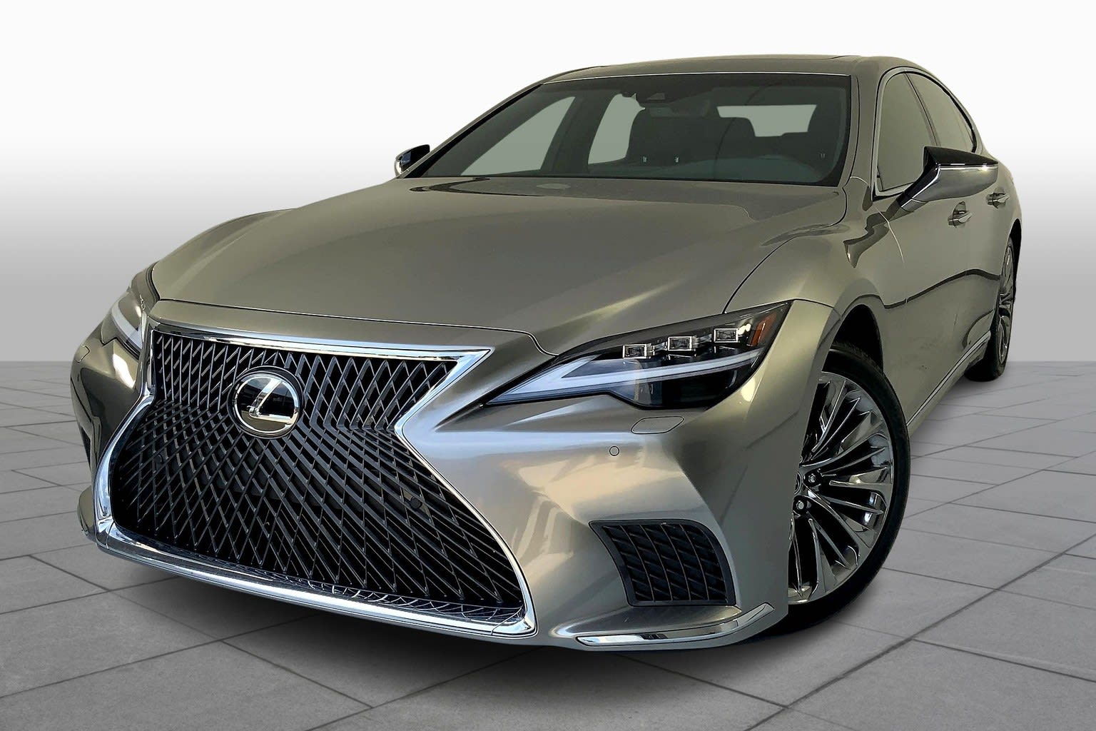 Used 2022 Lexus LS 500 4dr Car in Panama City #N5017383 | Volkswagen of ...