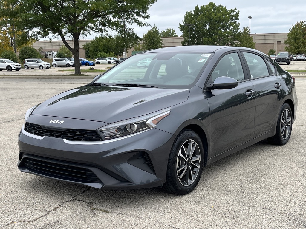 Certified Pre-Owned 2022 Kia Forte LXS 4D Sedan in Lincolnwood #F1901 ...