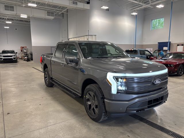 New 2025 Ford F-150 Lightning Lariat SuperCrew in Reno #5G11478 ...