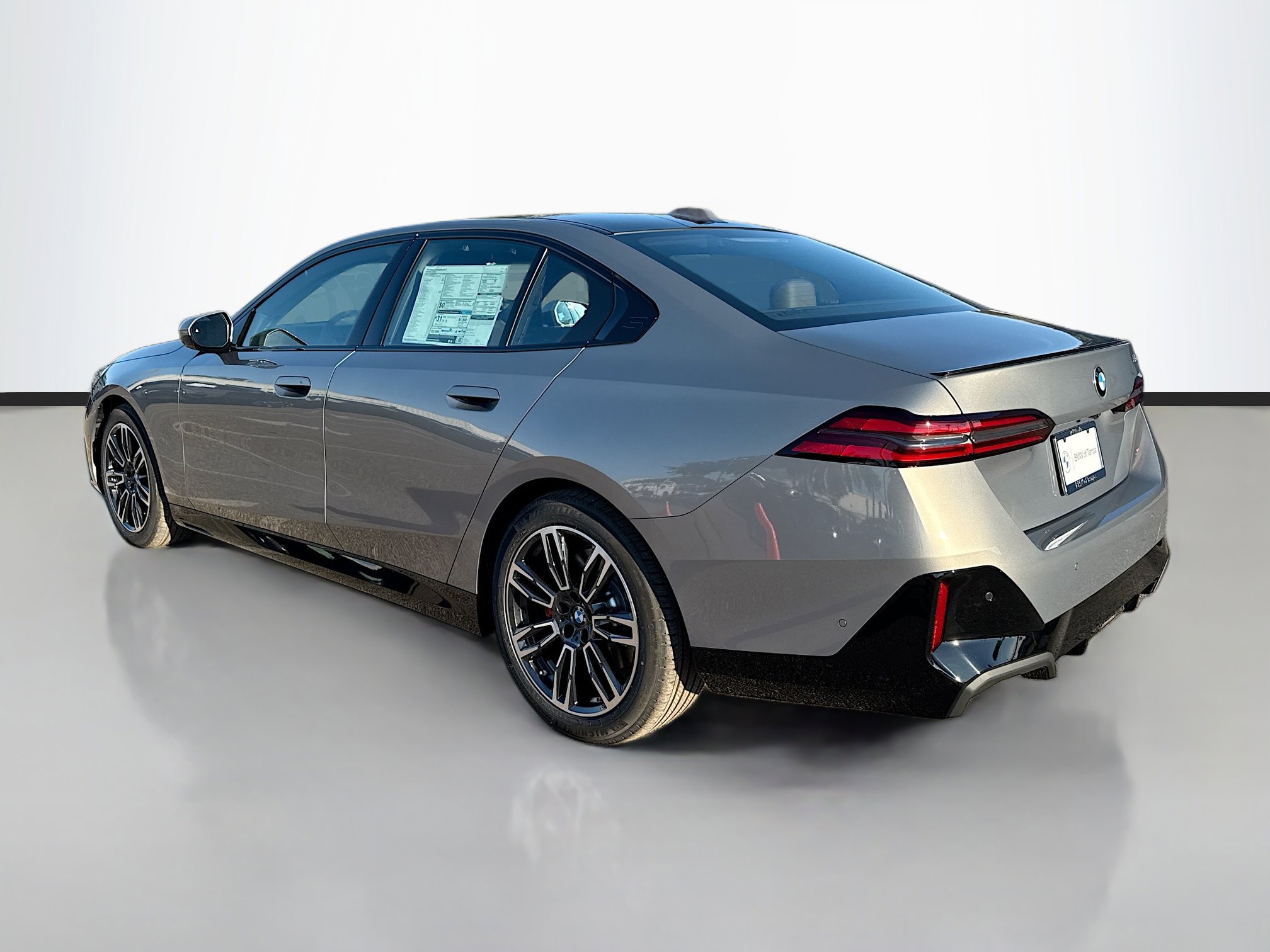 New 2026 BMW 5 Series 530i 4dr Car in Tampa #CW77854 | BMW of Tampa