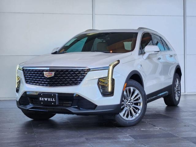 New 2025 Cadillac XT4 Premium Luxury SUV in Dallas #5308793 | Sewell Cadillac of Dallas
