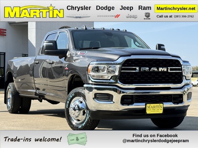 New 2024 RAM 3500 Tradesman Crew Cab in Cleveland #229550 | Martin Chrysler Dodge Jeep Ram
