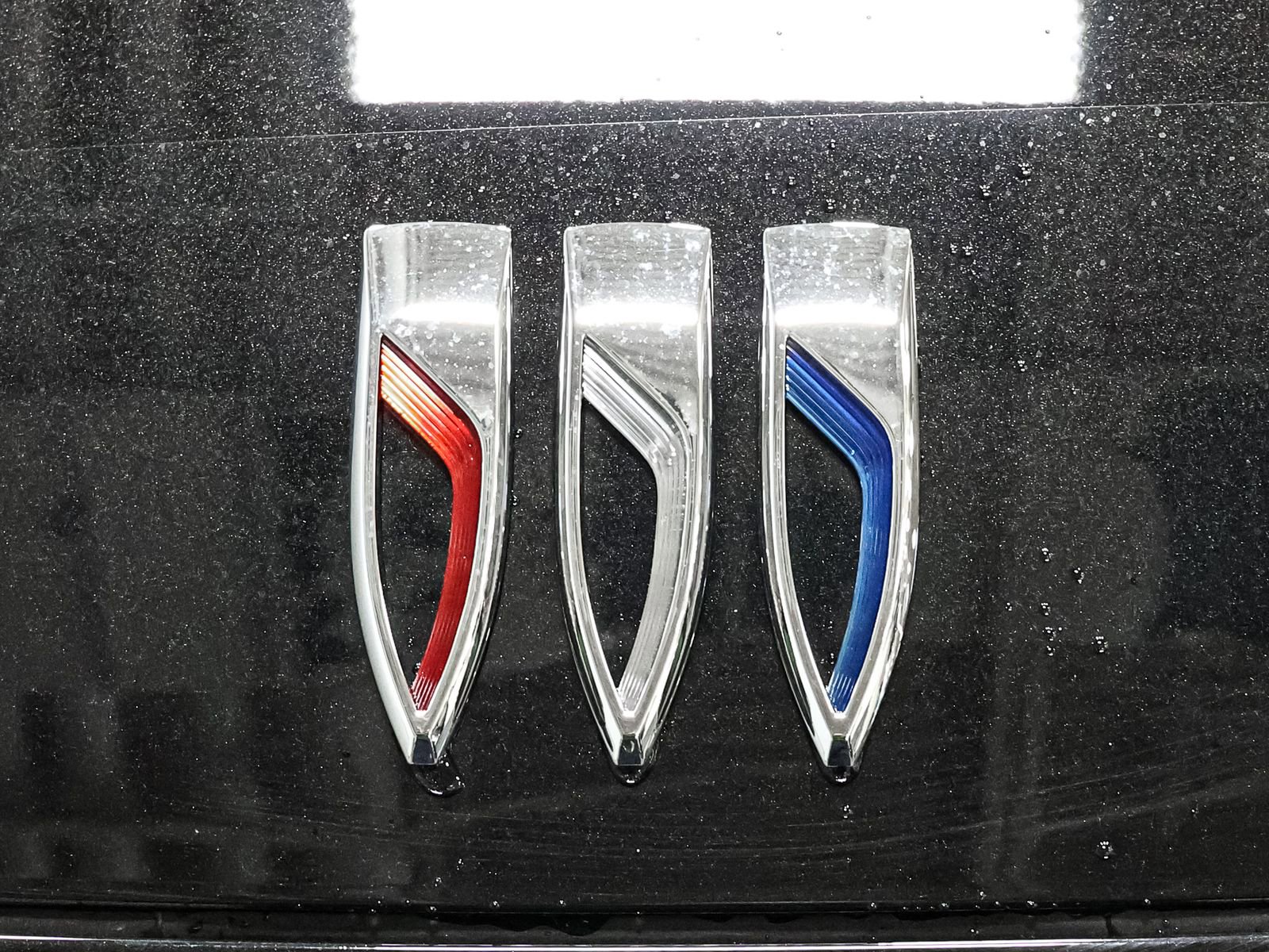 New 2026 Buick Envision Sport Touring SUV in Baxter #2B260045 | Mills Auto