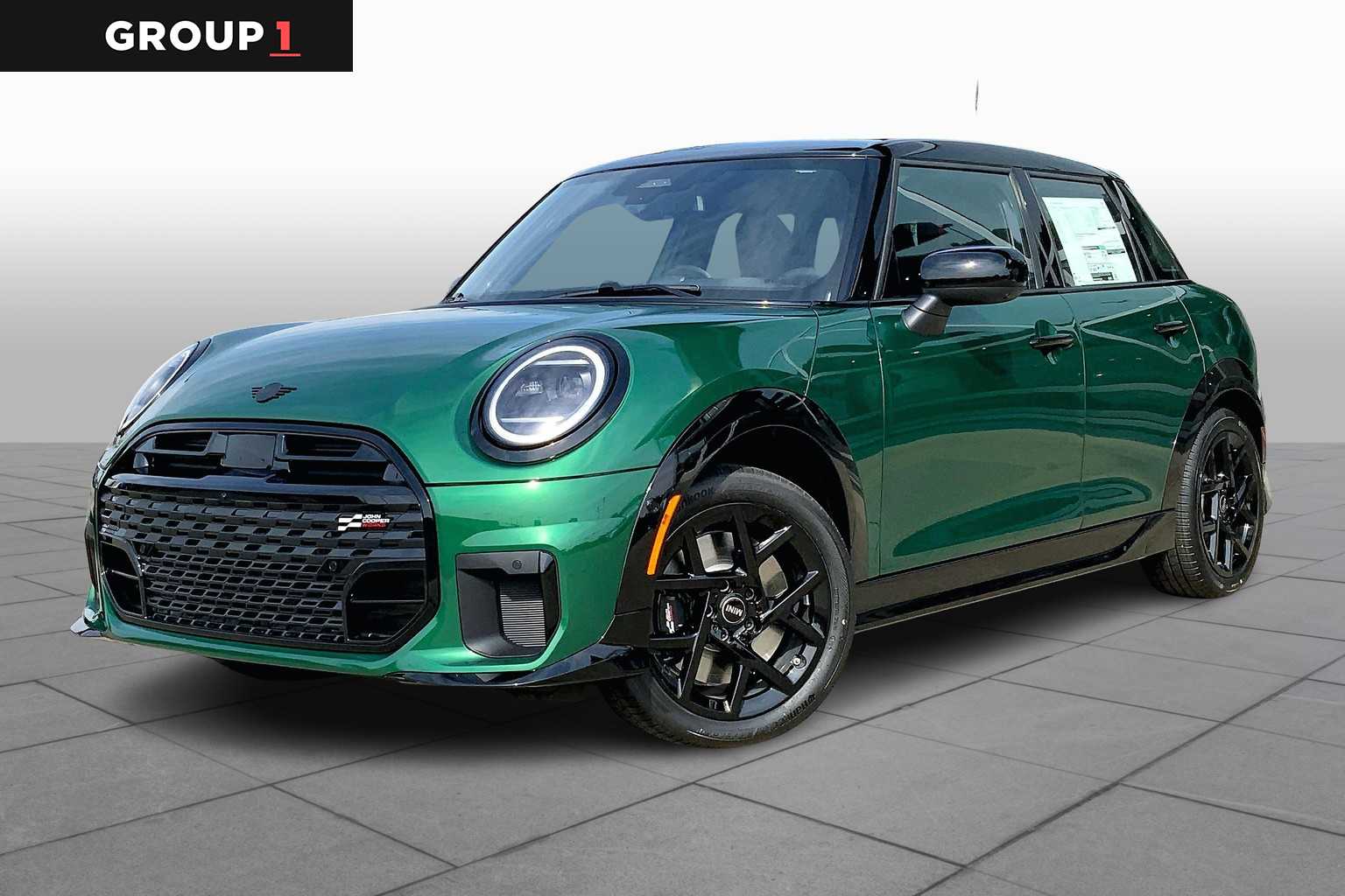 New 2026 MINI 4 Door Iconic Sportshatch in Houston #T2X68623 | Group 1 ...