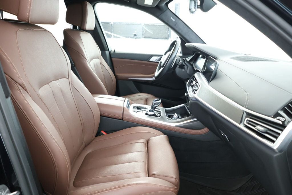 Used 2022 BMW X7 xDrive40i SAV with M Sport, Executive & Luxury Seating ...