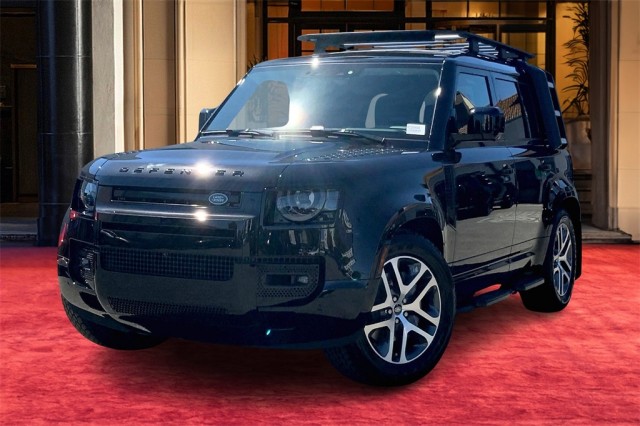 New 2024 Land Rover Defender 110 X-Dynamic SE 4D Sport Utility in ...