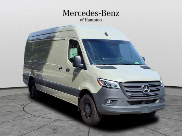 Pre-Owned 2024 Mercedes-Benz Sprinter 2500 Crew 170 WB Full-size Cargo ...