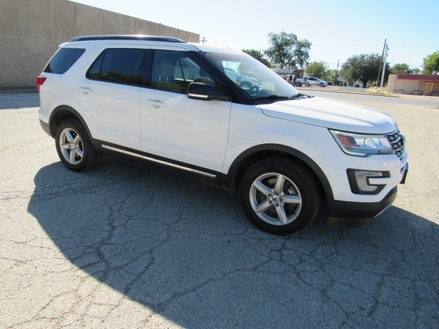 Pre-Owned 2017 Ford Explorer XLT 4D Sport Utility in Comanche #B3062 ...