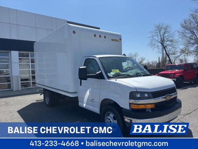 New 2025 Chevrolet Express Cutaway 4500 2WT Long Wheelbase