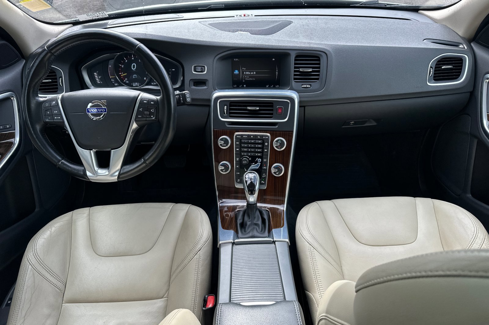 Pre-Owned 2015 Volvo V60 Cross Country T5 Platinum Station Wagon in ...