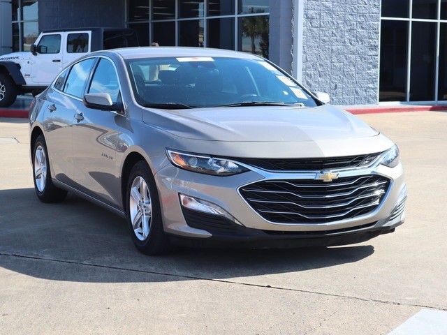 Pre-Owned 2023 Chevrolet Malibu LT 4D Sedan in Bay City #P8686 | Reliance Chrysler Dodge Jeep Ram