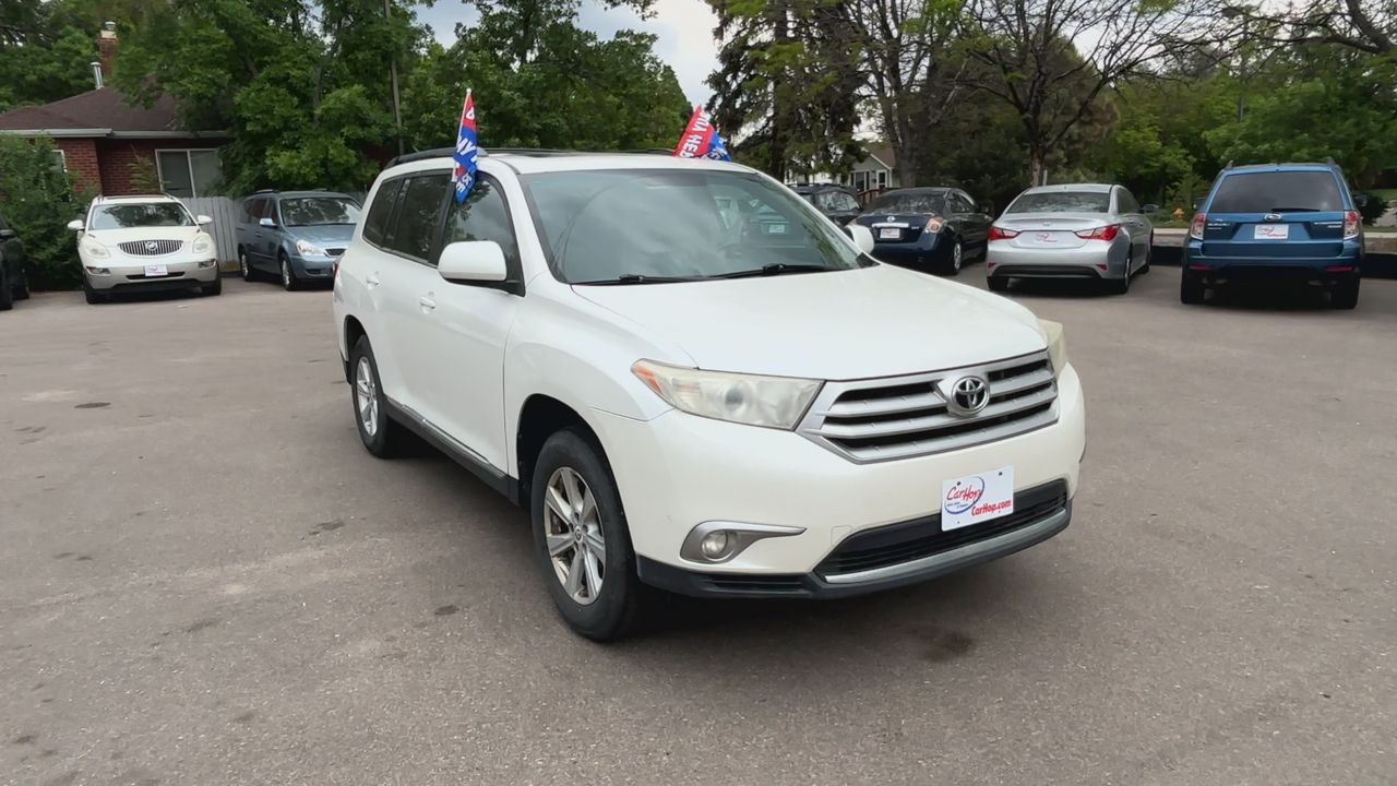 Used 2011 Toyota Highlander SE SPORT UTILITY 4D UP in Lakewood | CarHop