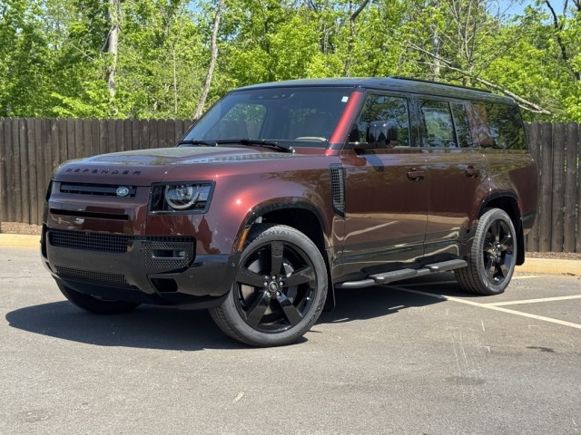 New 2025 Land Rover Defender 130 X-Dynamic SE 4D Sport Utility in ...