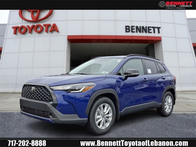 New 2025 Toyota Corolla Cross LE 4D Sport Utility in #7851 | Bennett ...