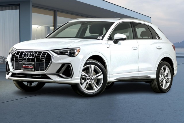 Pre-Owned 2021 Audi Q3 S line Premium 45 TFSI quattro Sport Utility in ...