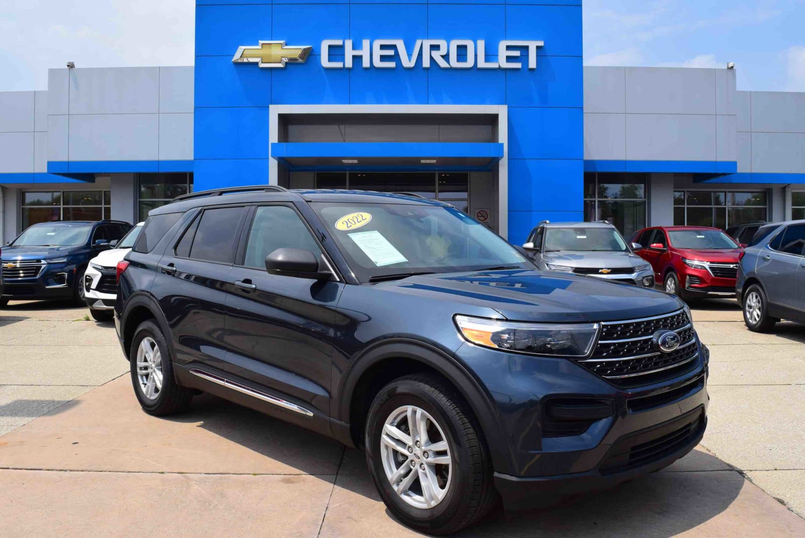 Ford Explorer 2022 Blue