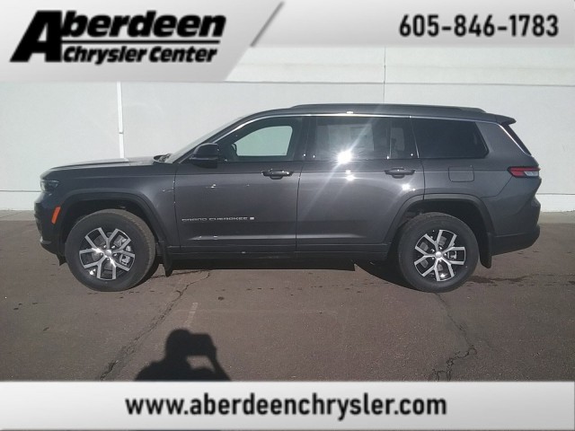 New 2025 Jeep Grand Cherokee L Limited Utility for Sale #59359 | Aberdeen Chrysler Center