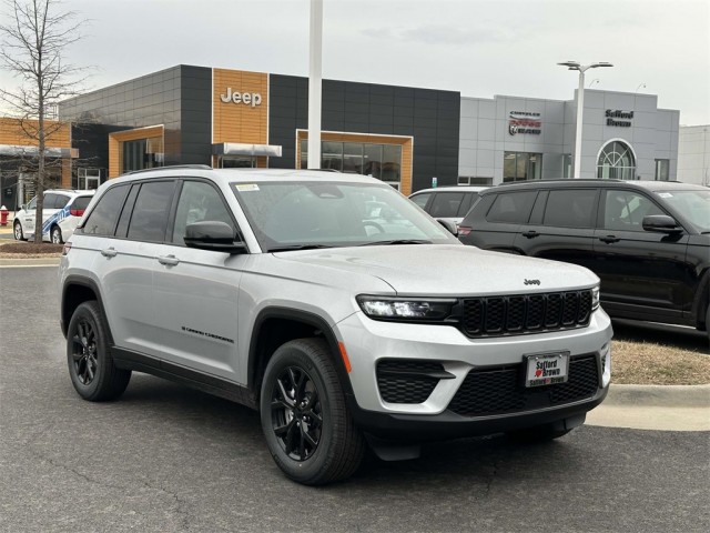 New 2025 Jeep Grand Cherokee Altitude X 4D Sport Utility # SC306763 in Warrenton | Safford ...