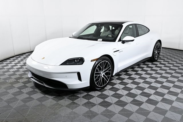 Porsche taycan rwd store