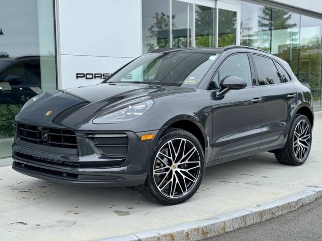 New 2025 Porsche Macan 4D Sport Utility in Falmouth #F10337 | Porsche Maine
