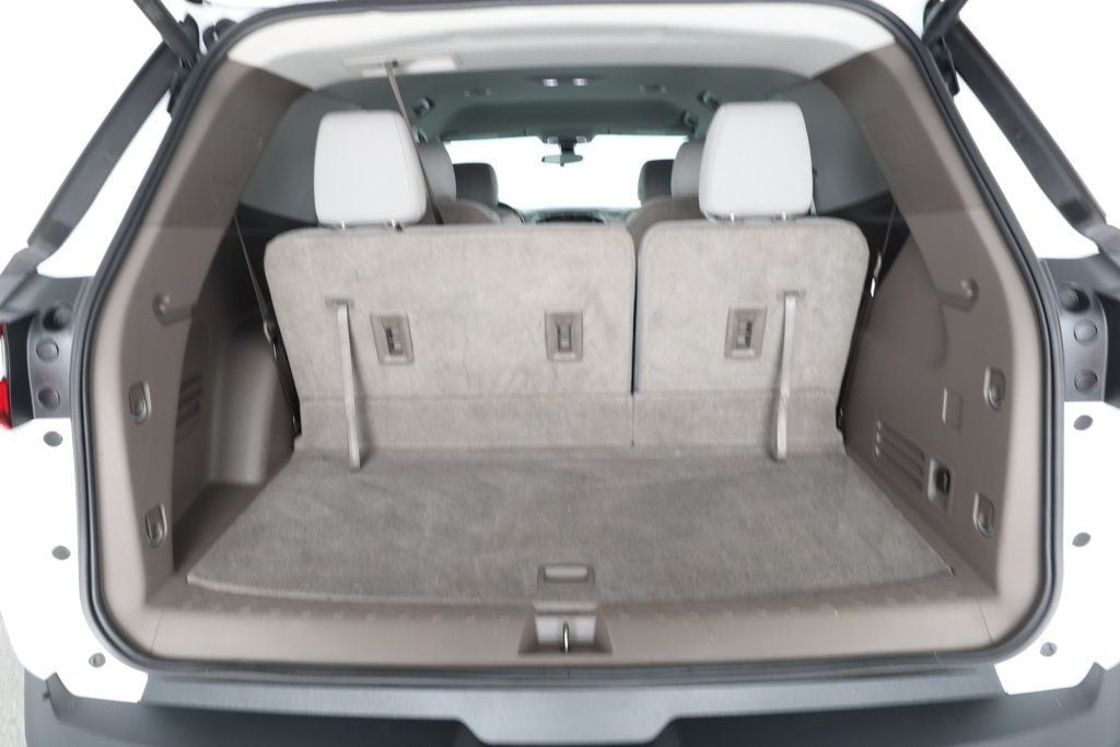 Used 2019 Chevrolet Traverse 4dr LT Cloth with Convenience & Driver ...