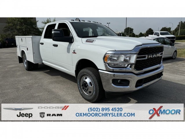 New 2024 RAM 3500 Chassis Cab Tradesman Crew Cab in Louisville #C15244 | Oxmoor CDJR