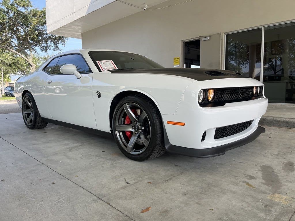 2022 Dodge Challenger Srt Hellcat White