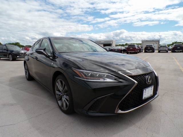 Pre-Owned 2019 Lexus ES 4D Sedan in Whippany #NB55A | Lexus of Route 10