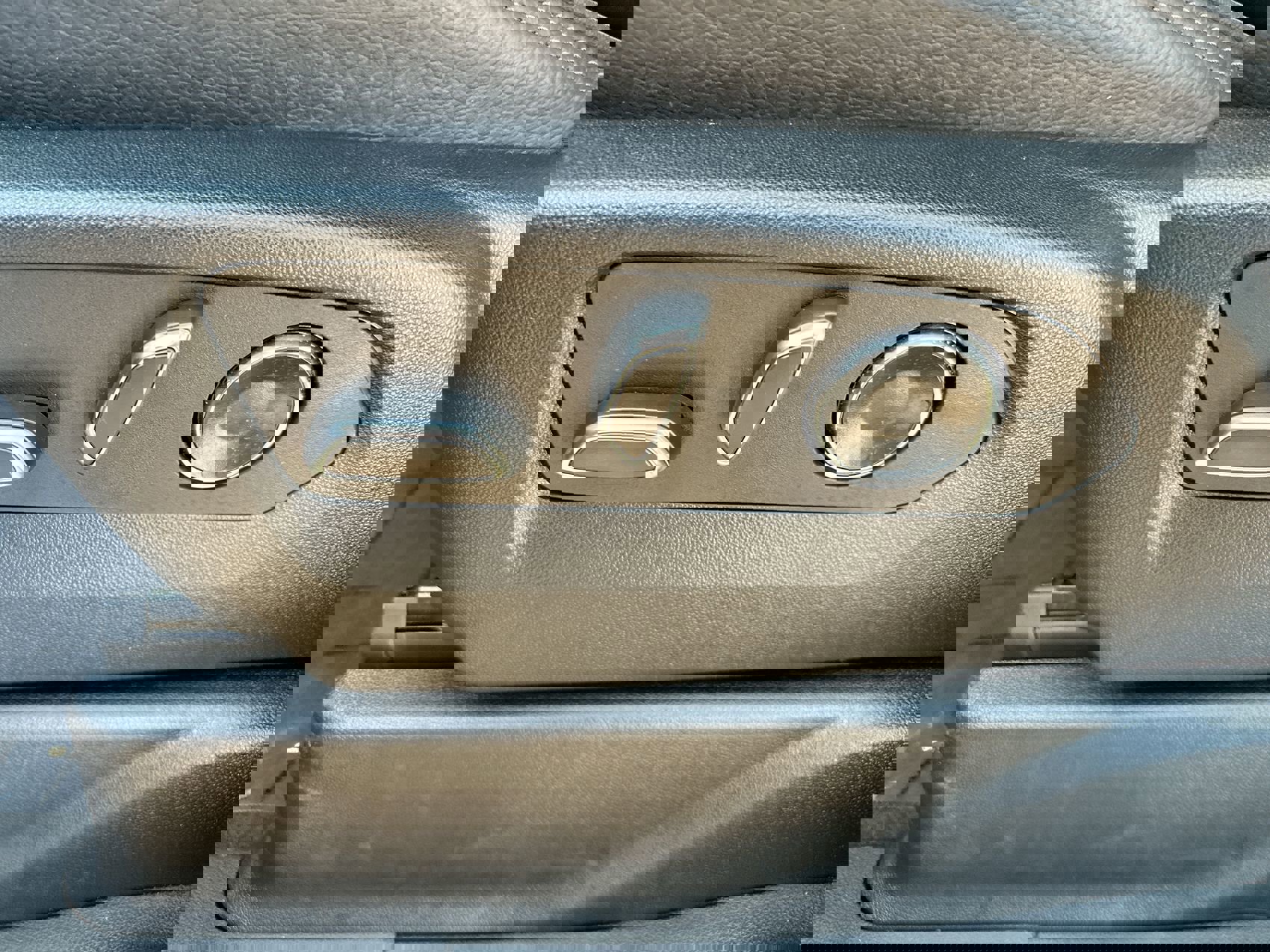 Pre-Owned 2025 GMC Yukon XL Denali SUV in Longview #15453P | Peters ...