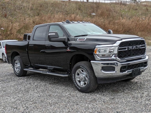 New 2024 RAM 2500 Tradesman 4D Crew Cab in Johnston #KJ24096 | Tasca Chrysler Jeep Dodge Ram FIAT®