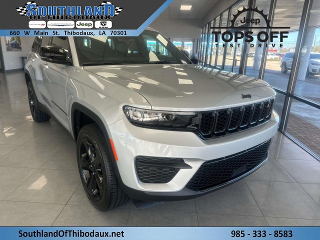 New 2025 Jeep Grand Cherokee Altitude Utility in Houma #T5J010 ...