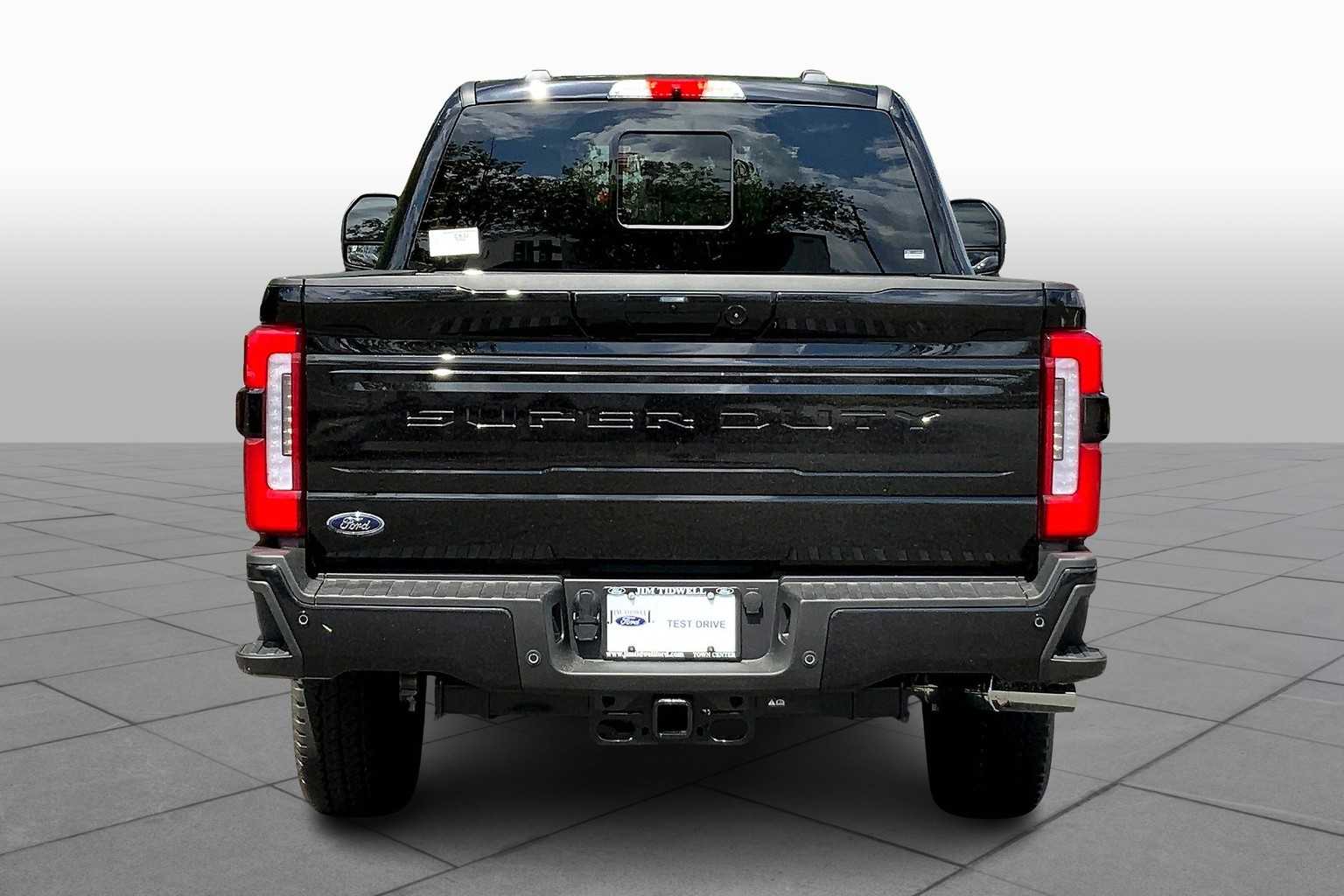 New 2025 Ford Super Duty F-350® Platinum® Crew Cab in Kennesaw # ...