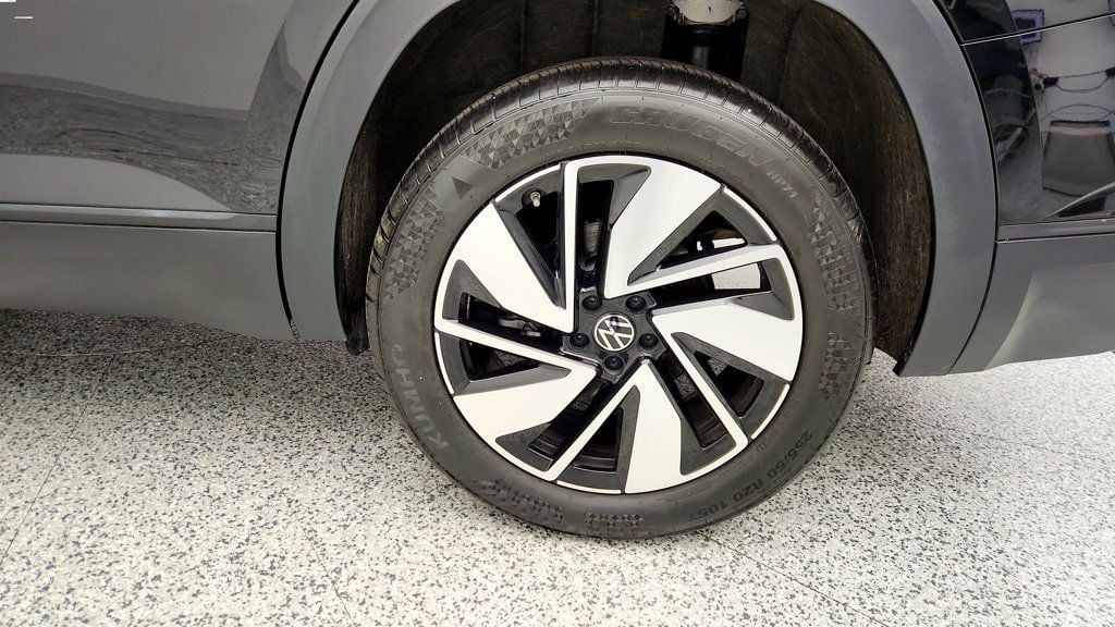 Used 2024 Volkswagen Atlas 2.0T SE w/Technology and 2nd-Row Dual ...