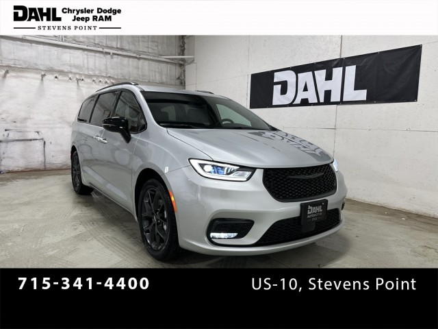 New 2024 Chrysler Pacifica Touring L 4D Passenger Van in #E24C015 ...