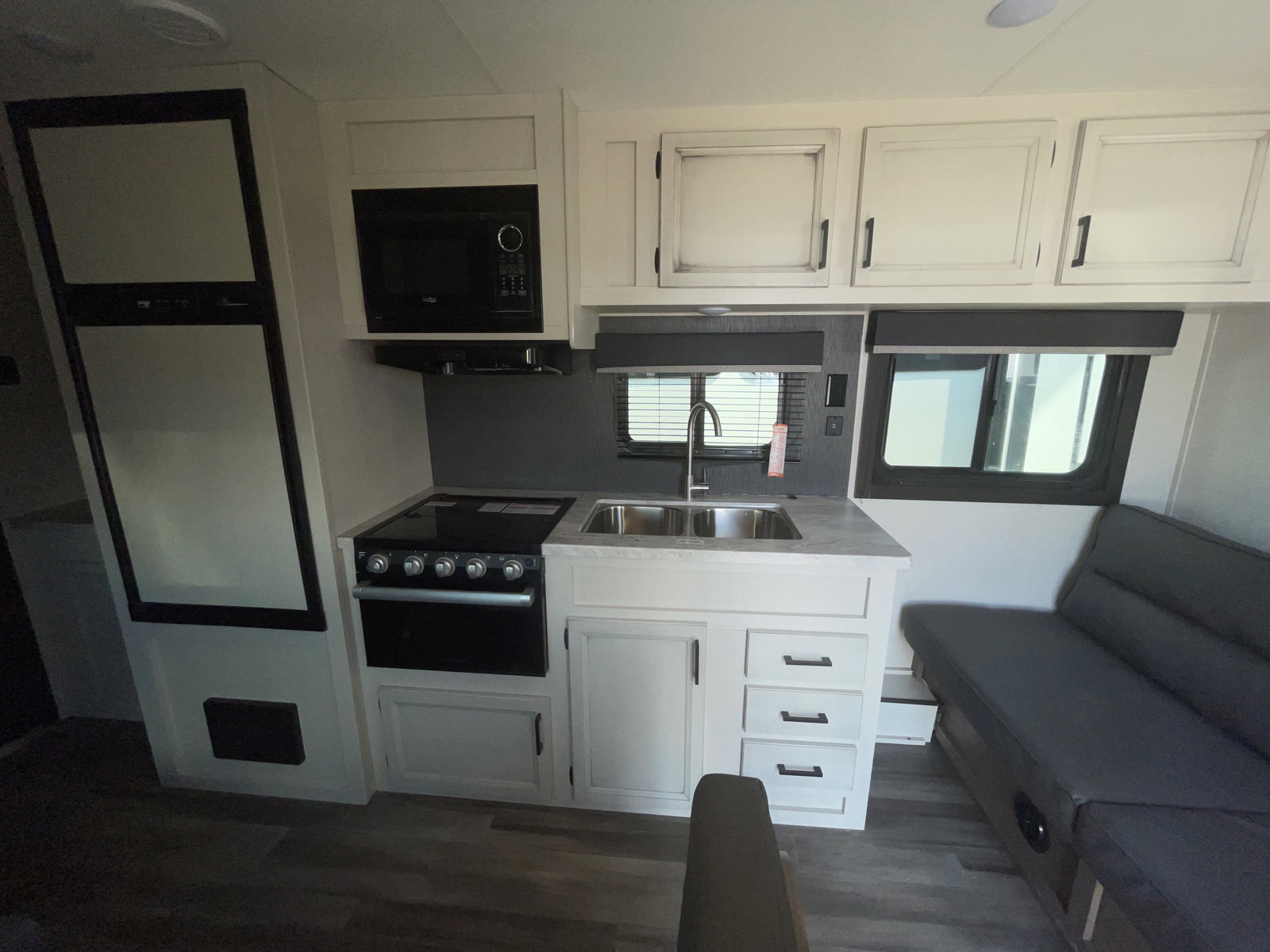 Pre-Owned 2022 Highland Ridge OPEN RANGE CONVENTIONAL 26BH for Sale # ...