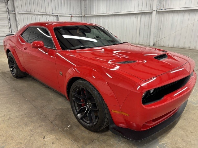 Pre-Owned 2022 Dodge Challenger R/T Scat Pack Widebody 2D Coupe in ...