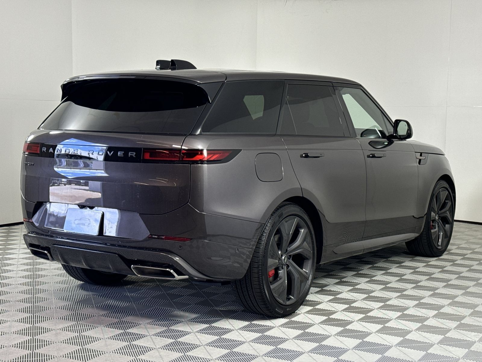 New 2025 Land Rover Range Rover Sport Dynamic SE SUV in Anaheim ...