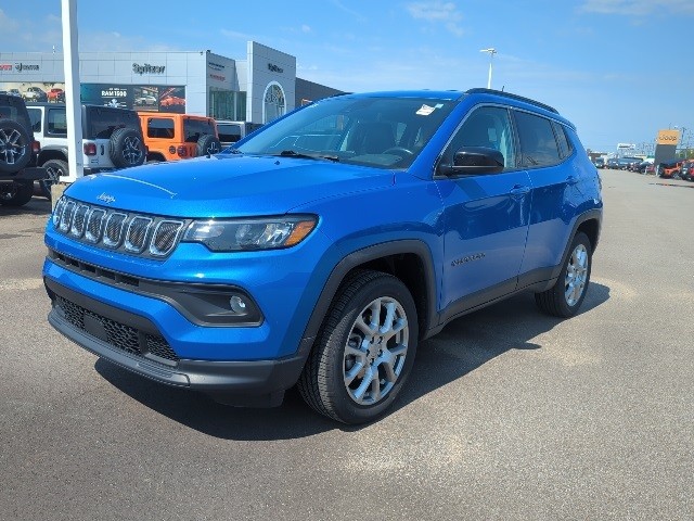 Pre-Owned 2022 Jeep Compass Latitude Lux 4D Sport Utility in Hartville #37383CY | Spitzer Ford ...